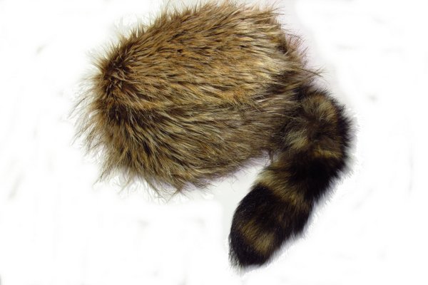 Skin Hats - High-Quality Coonskin Caps | Crockett Coonskin Caps